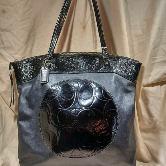 Coach | Bags | Coach Laura | Poshmark
